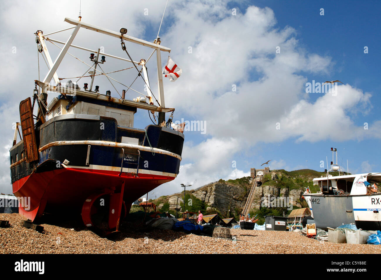 Hastings beach hi-res stock photography and images - Alamy