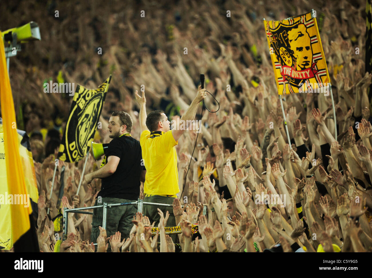 Supporters of Borussia Dortmund Stock Photo - Alamy