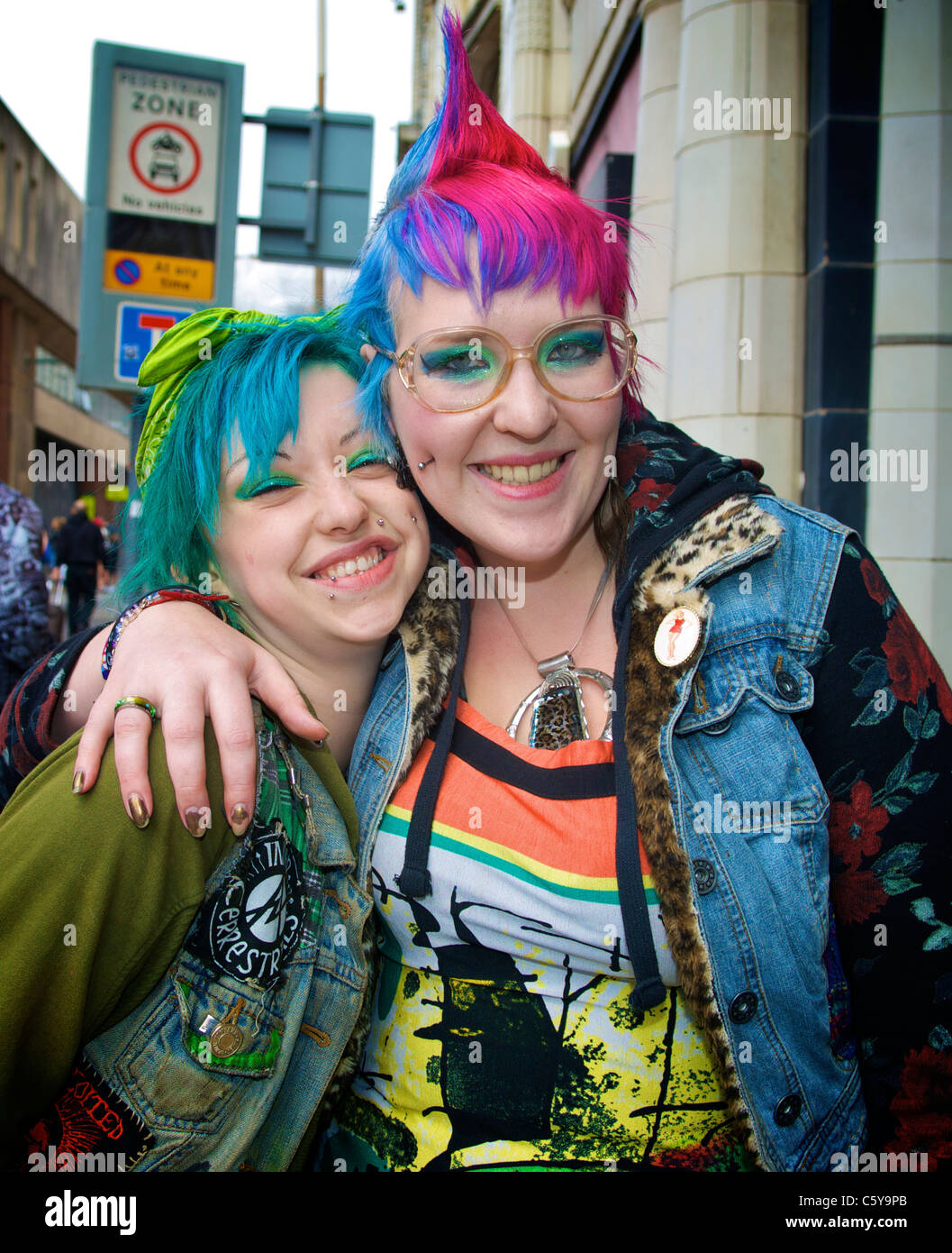 Punk fans hi-res stock photography and images - Alamy