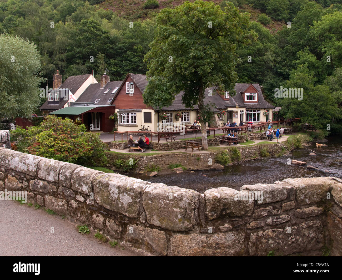 Fingle bridge pub hi-res stock photography and images - Alamy