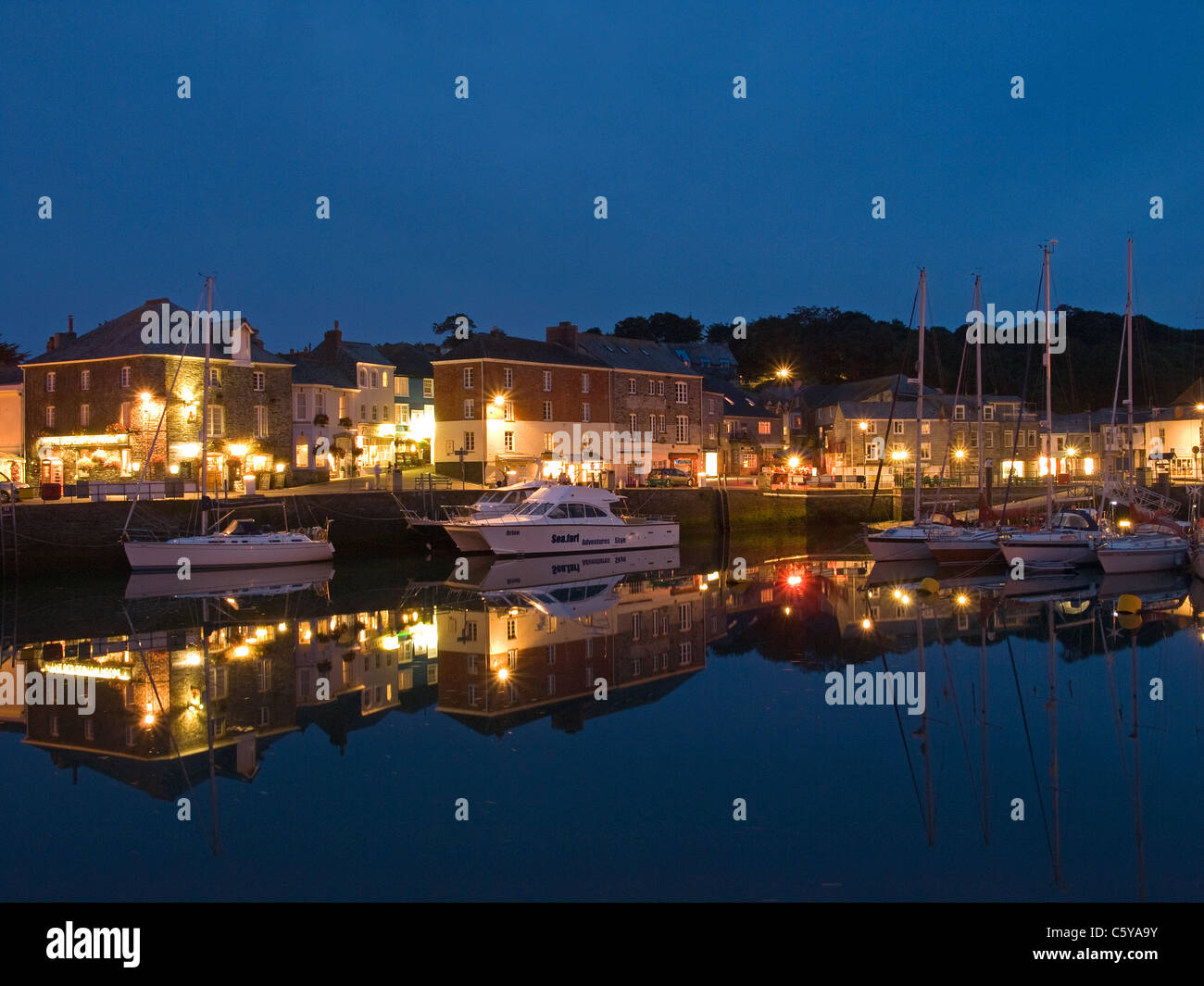 Evening view of the Old Custom House pub Padstow harbour Cornwall ...