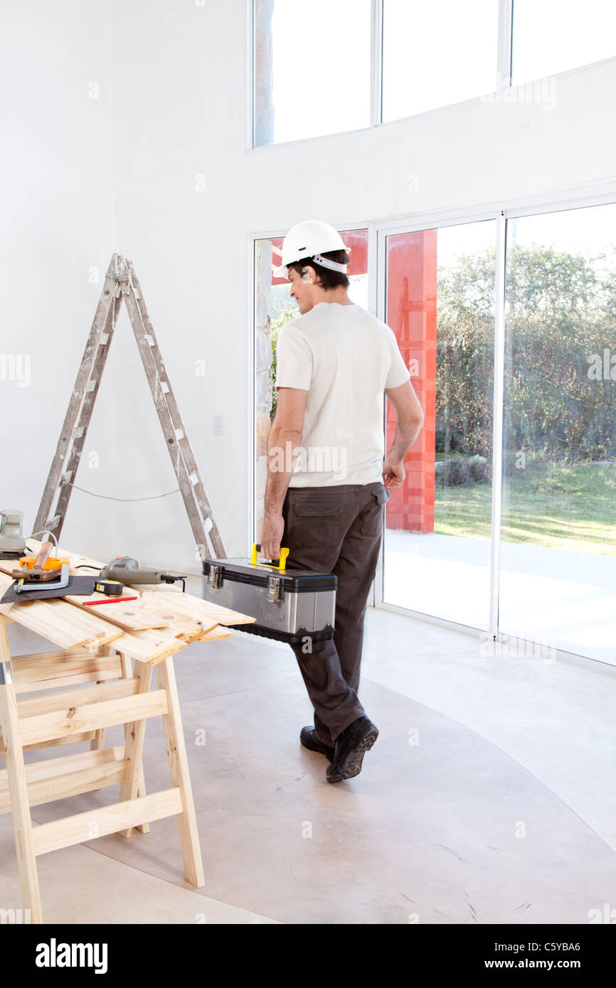 Faceless man hi-res stock photography and images - Alamy