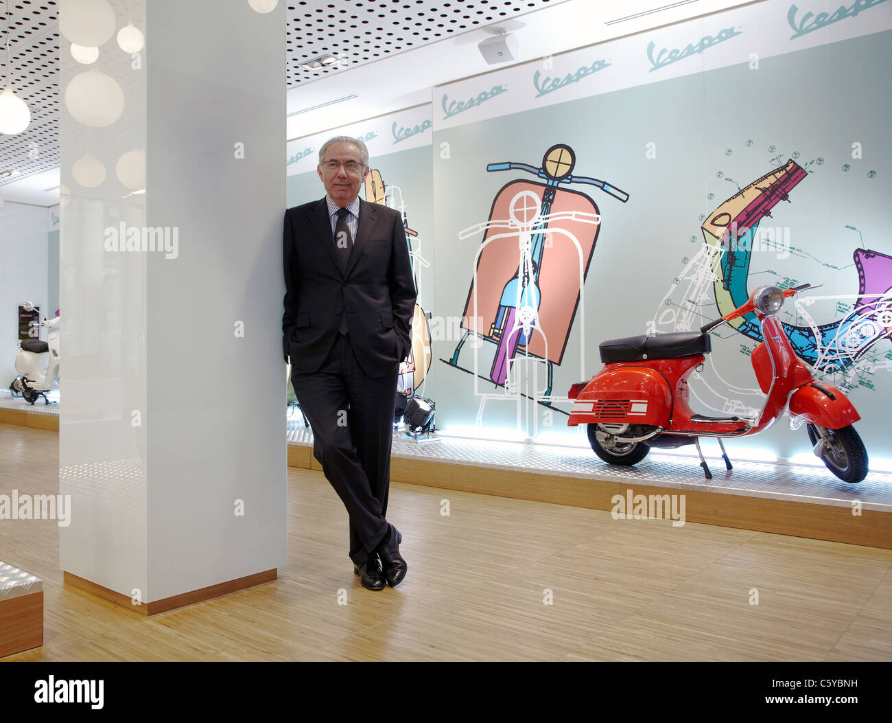 Roberto colaninno hi-res stock photography and images - Alamy