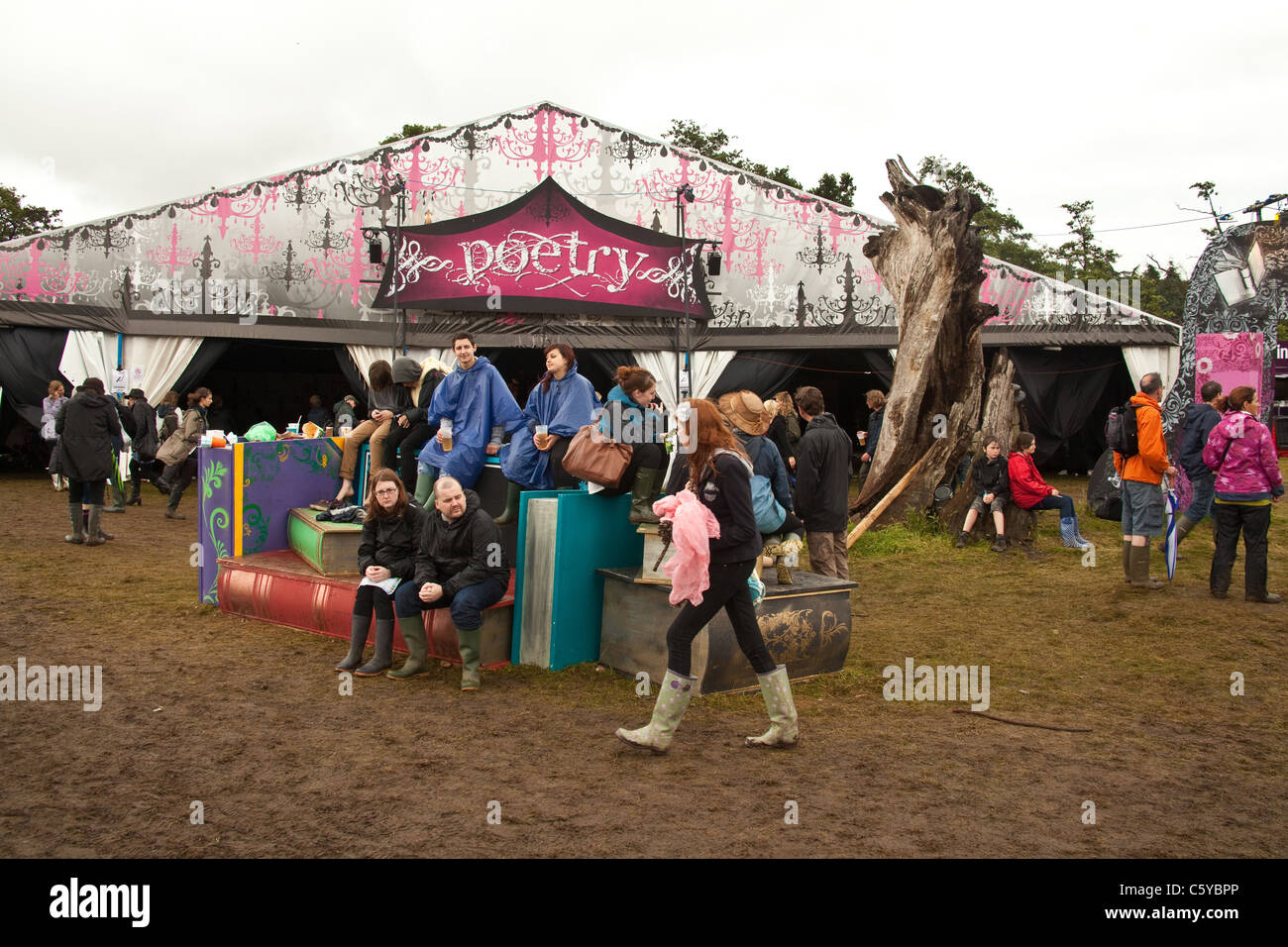 Poetry stage hi-res stock photography and images - Alamy