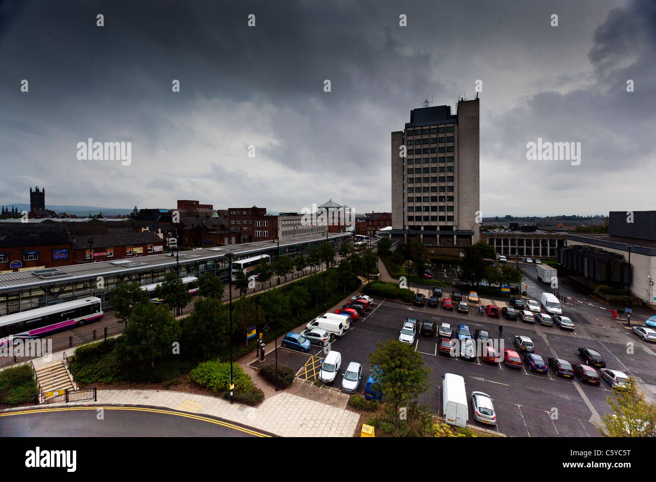Oldham civic centre hi-res stock photography and images - Alamy