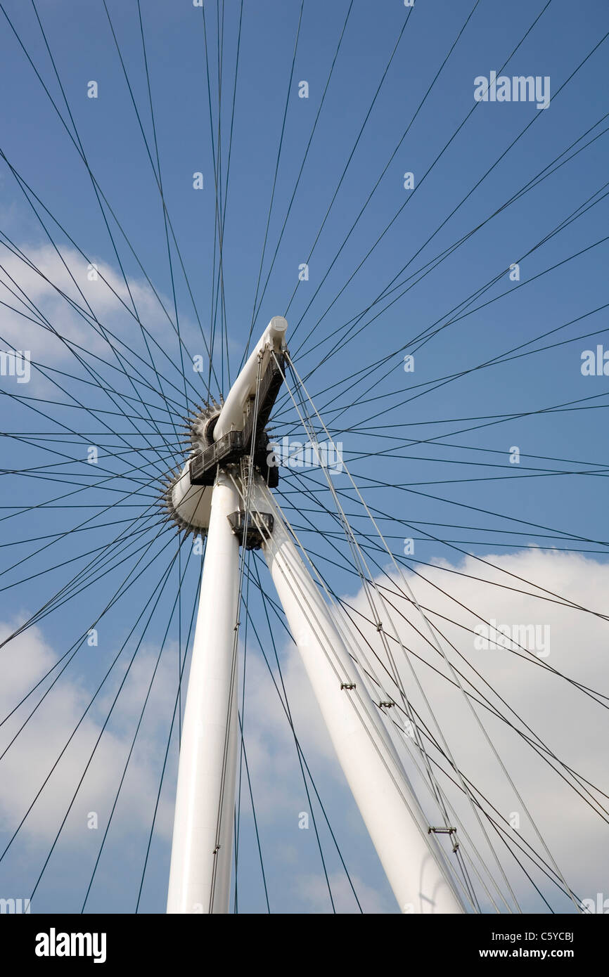 Axis architecture hi-res stock photography and images - Alamy