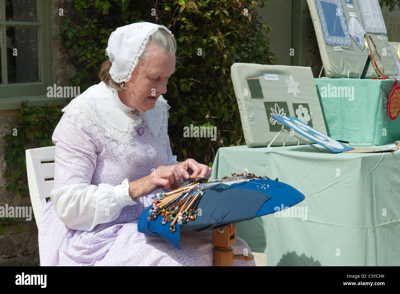 Lace production hi-res stock photography and images - Alamy