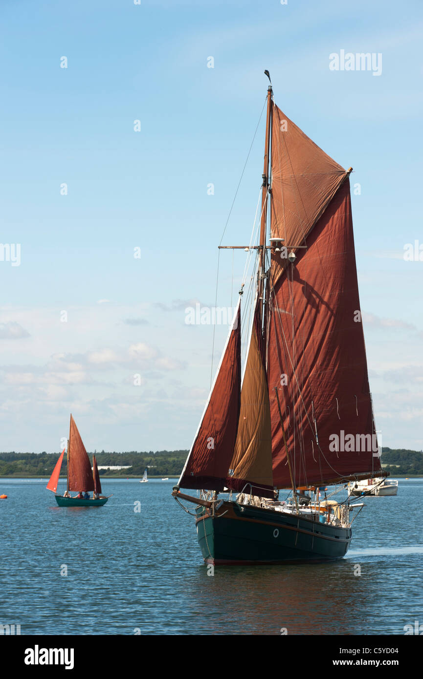 Two masted sailing boats hi-res stock photography and images - Alamy