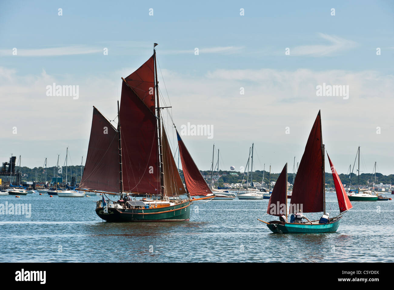 Sailing ship sails on calm hi-res stock photography and images - Alamy