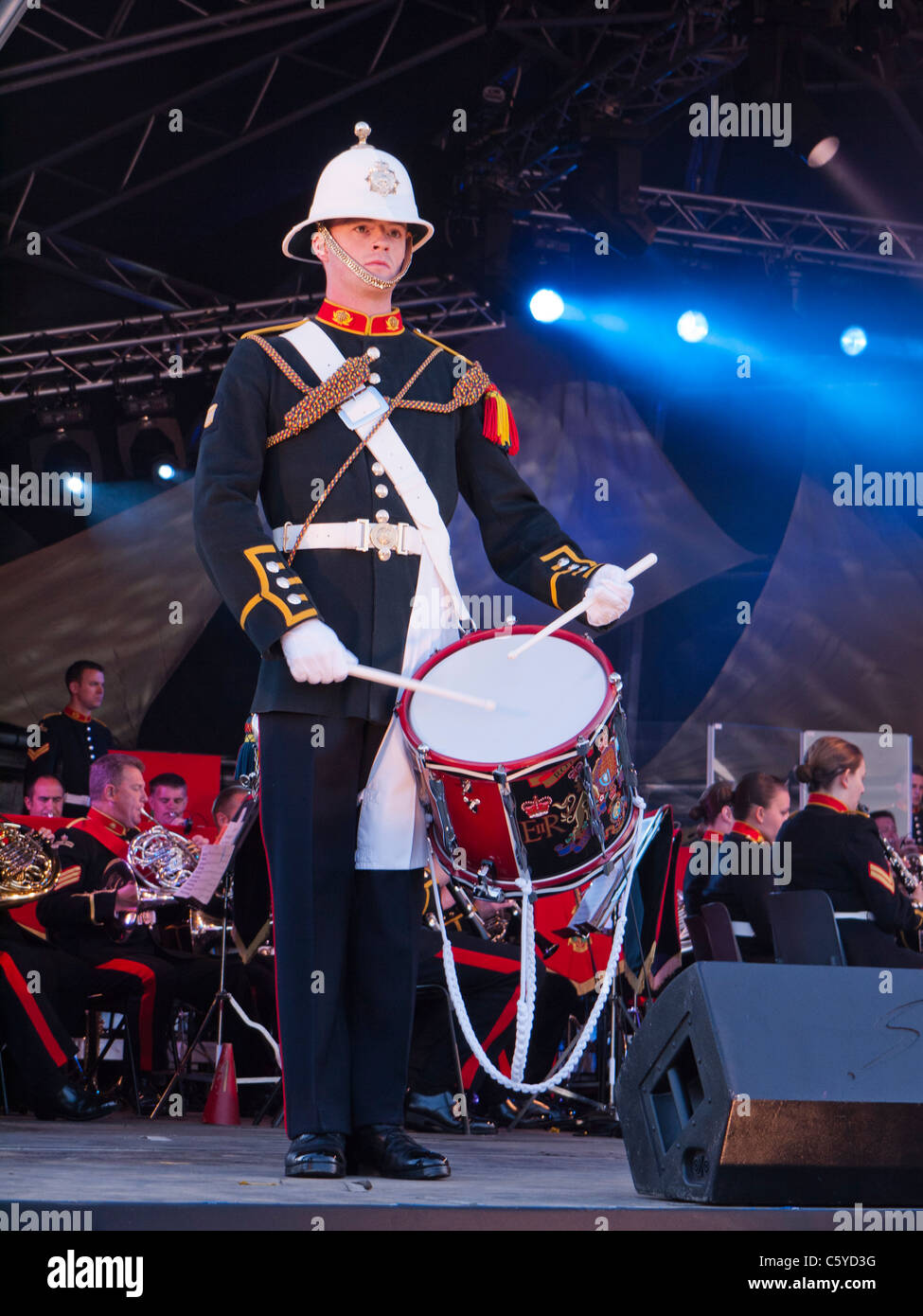 Marine bugler hi-res stock photography and images - Alamy