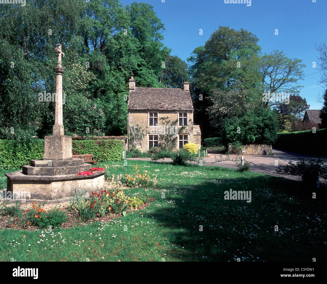 A small cotswold cottage near the war memorial, Gloucestershire ...