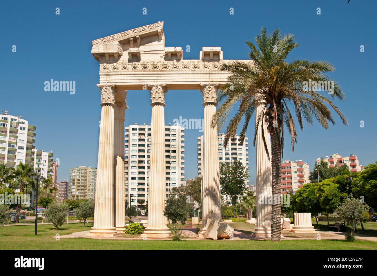 Temple of apollo architecture hi-res stock photography and images - Alamy