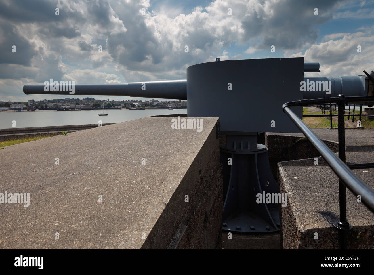 Tilbury fort gun Stock Photo - Alamy