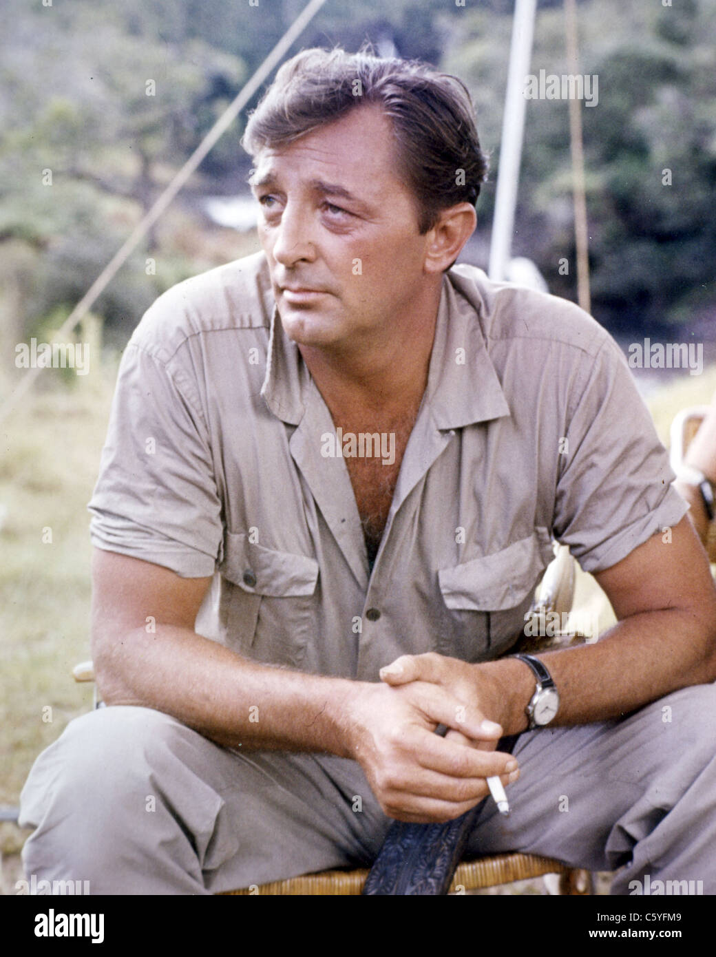 ROBERT MITCHUM (1917-1997) US film actor Stock Photo - Alamy