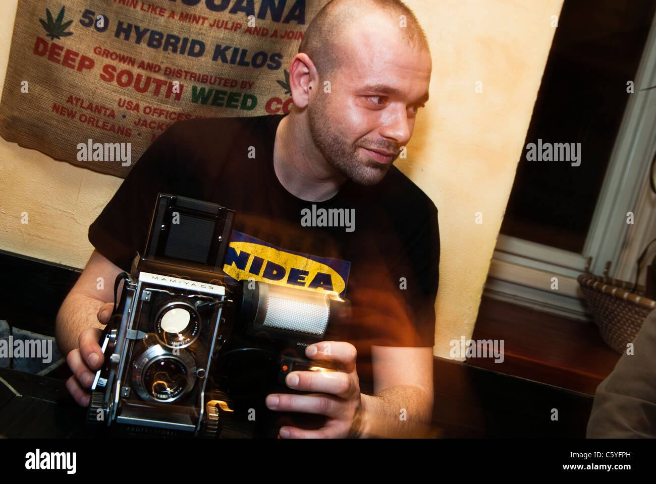 T bars hi-res stock photography and images - Alamy