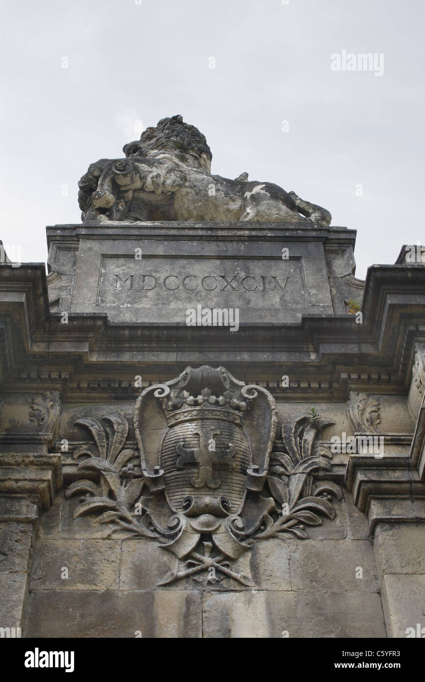 Lion Gates, Sparken Hill, Worksop, Notts, England Stock Photo - Alamy