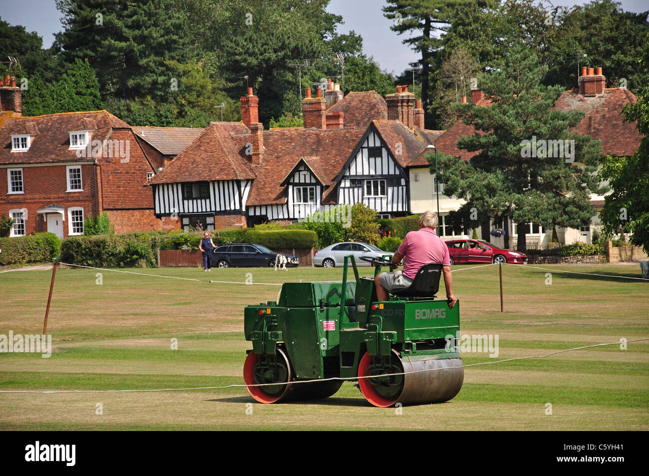 Rolling cricket pitch hi-res stock photography and images - Alamy