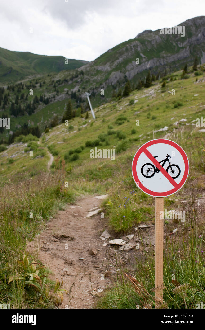 A specific walker only path with sign prohibitting bikes. Avoriaz ...