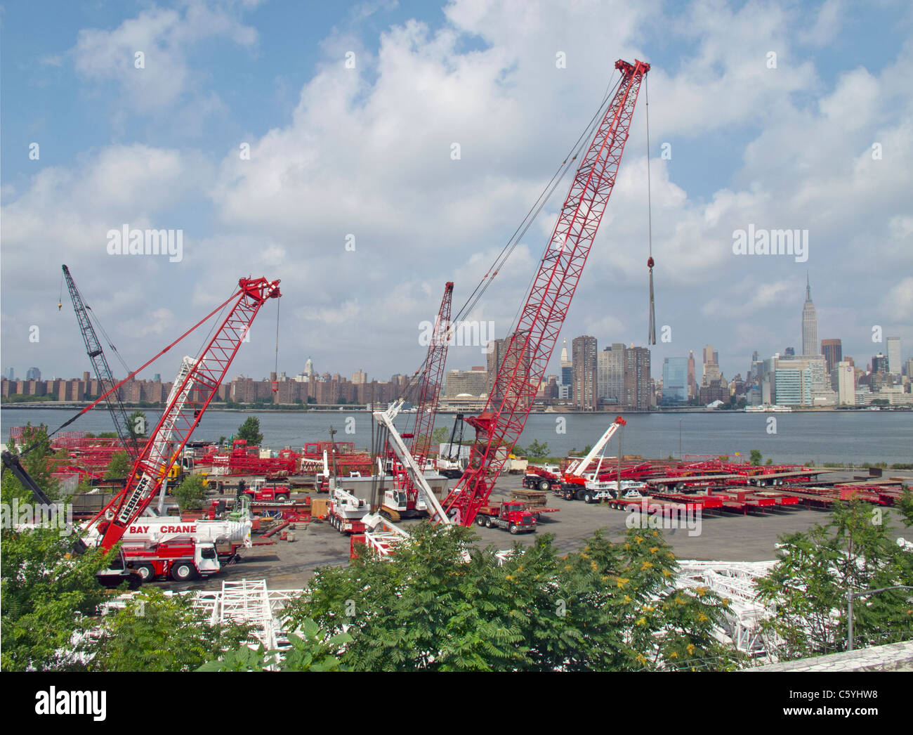 Crane company hi-res stock photography and images - Alamy