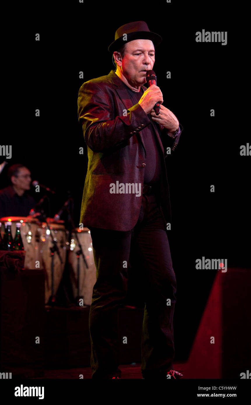 Salsa singer hi-res stock photography and images - Alamy