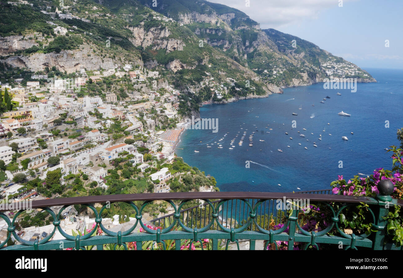 Positano resort hi-res stock photography and images - Alamy