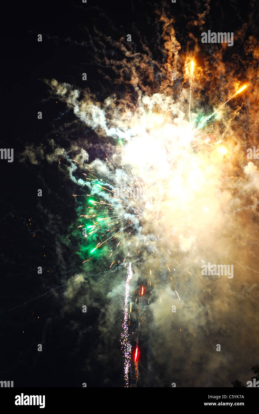 Firecracker hi-res stock photography and images - Alamy