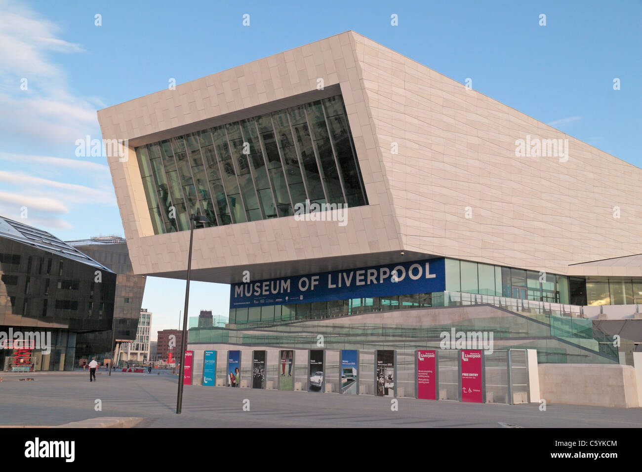 Liverpool front elevation hi-res stock photography and images - Alamy
