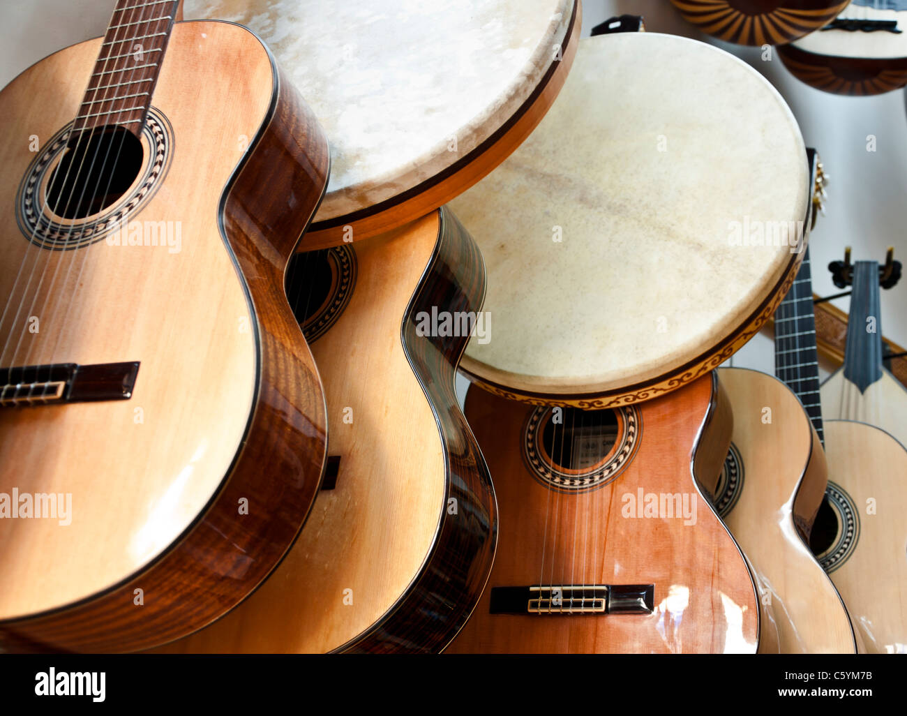 Bendir drum hi-res stock photography and images - Alamy