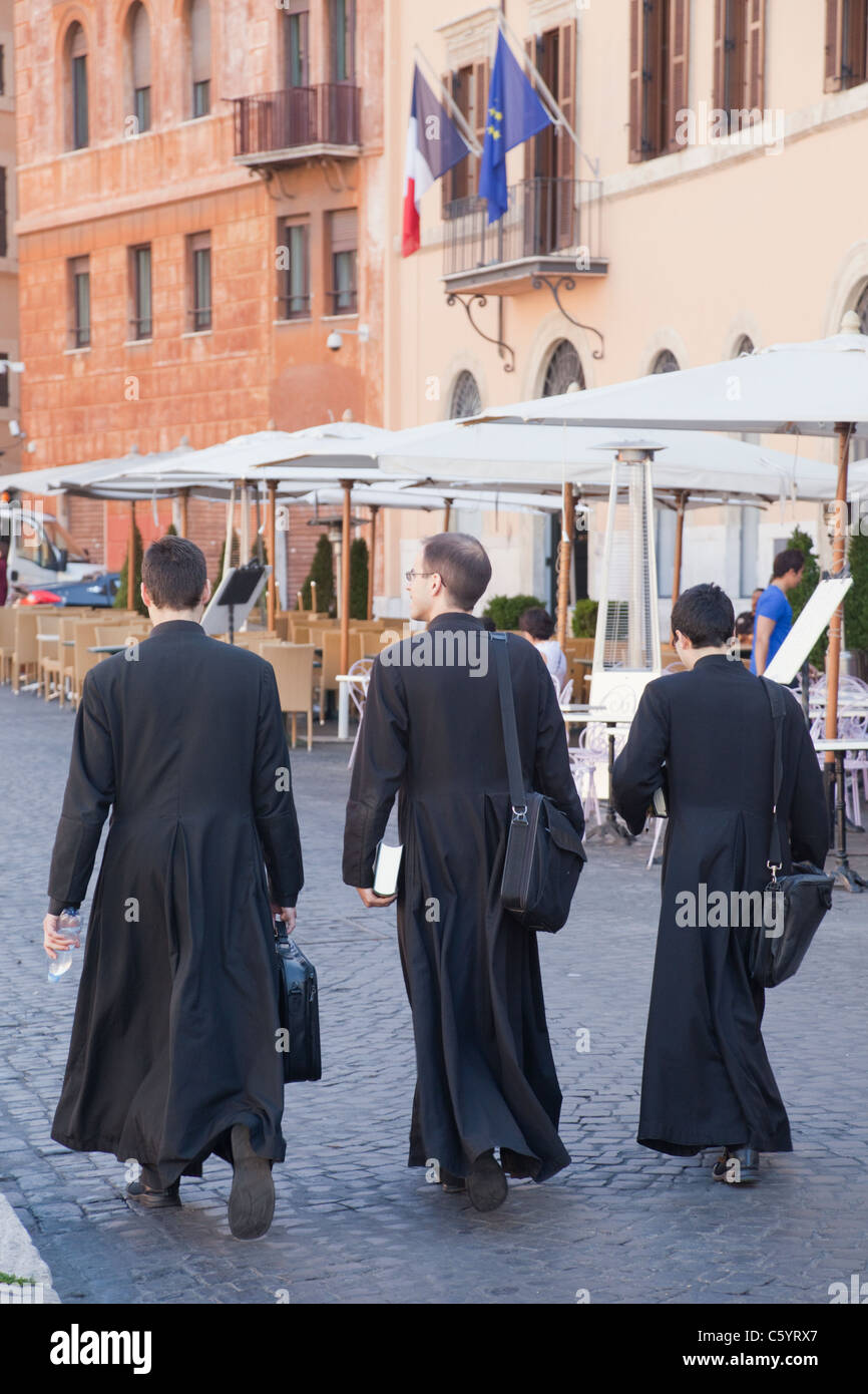 Priests in Piazza Navona, Rome, Italy Stock Photo - Alamy