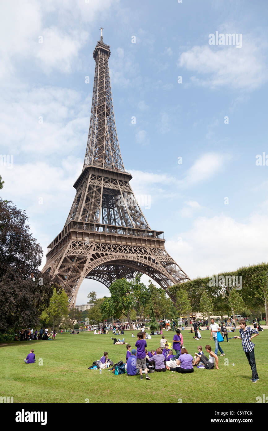 Paris france tower hi-res stock photography and images - Alamy