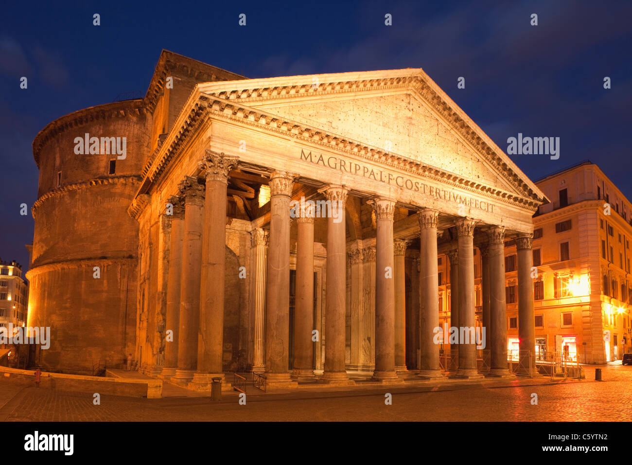 The Pantheon at night, Rome, Italy Stock Photo - Alamy