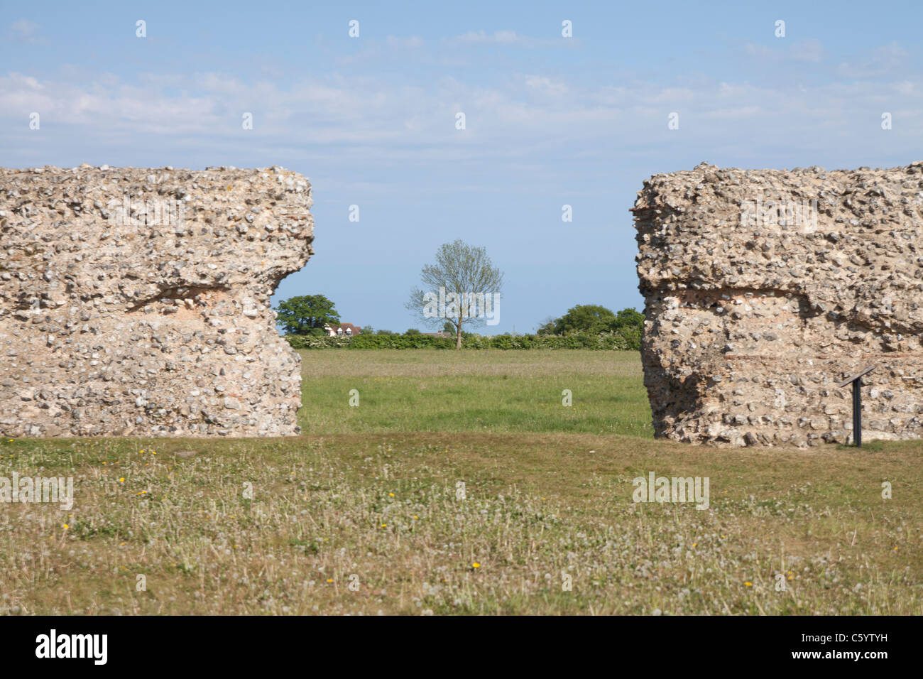 Burgh castle hi-res stock photography and images - Alamy