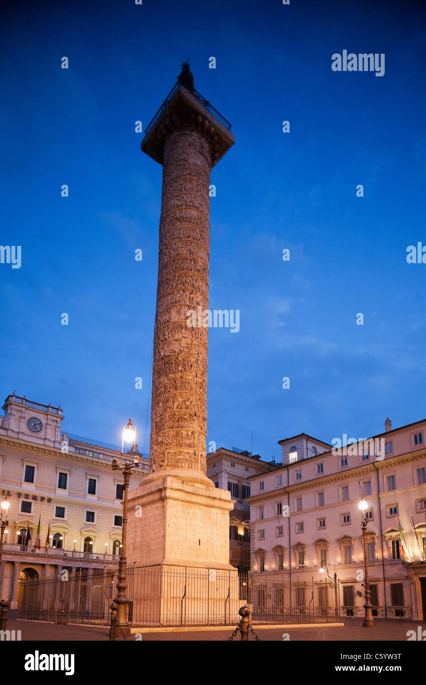 Column of Marcus Aurelius, Piazza Colonna, Rome, Italy Stock Photo - Alamy
