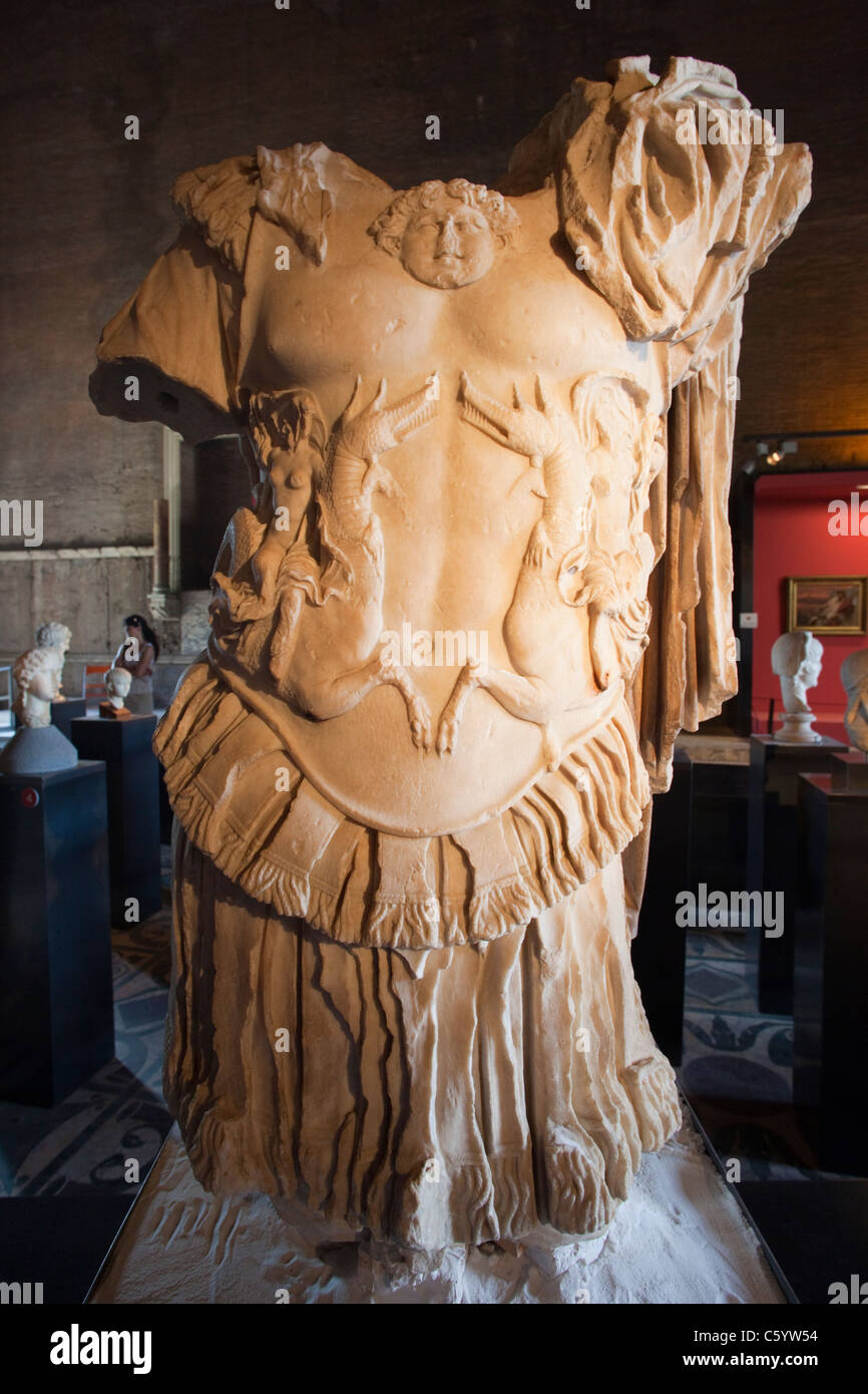 Statue of nero hi-res stock photography and images - Alamy