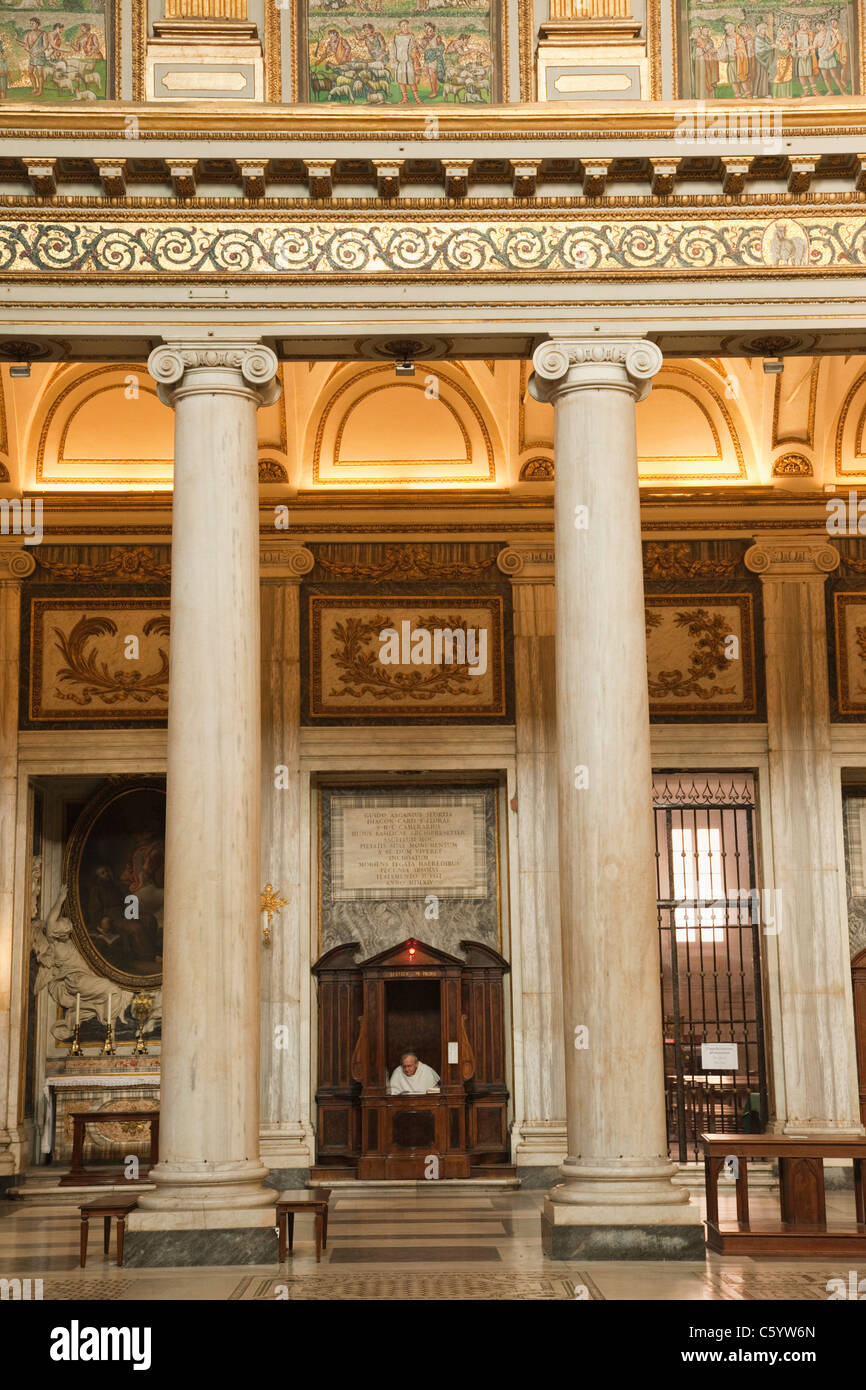 Confession box church hi-res stock photography and images - Alamy