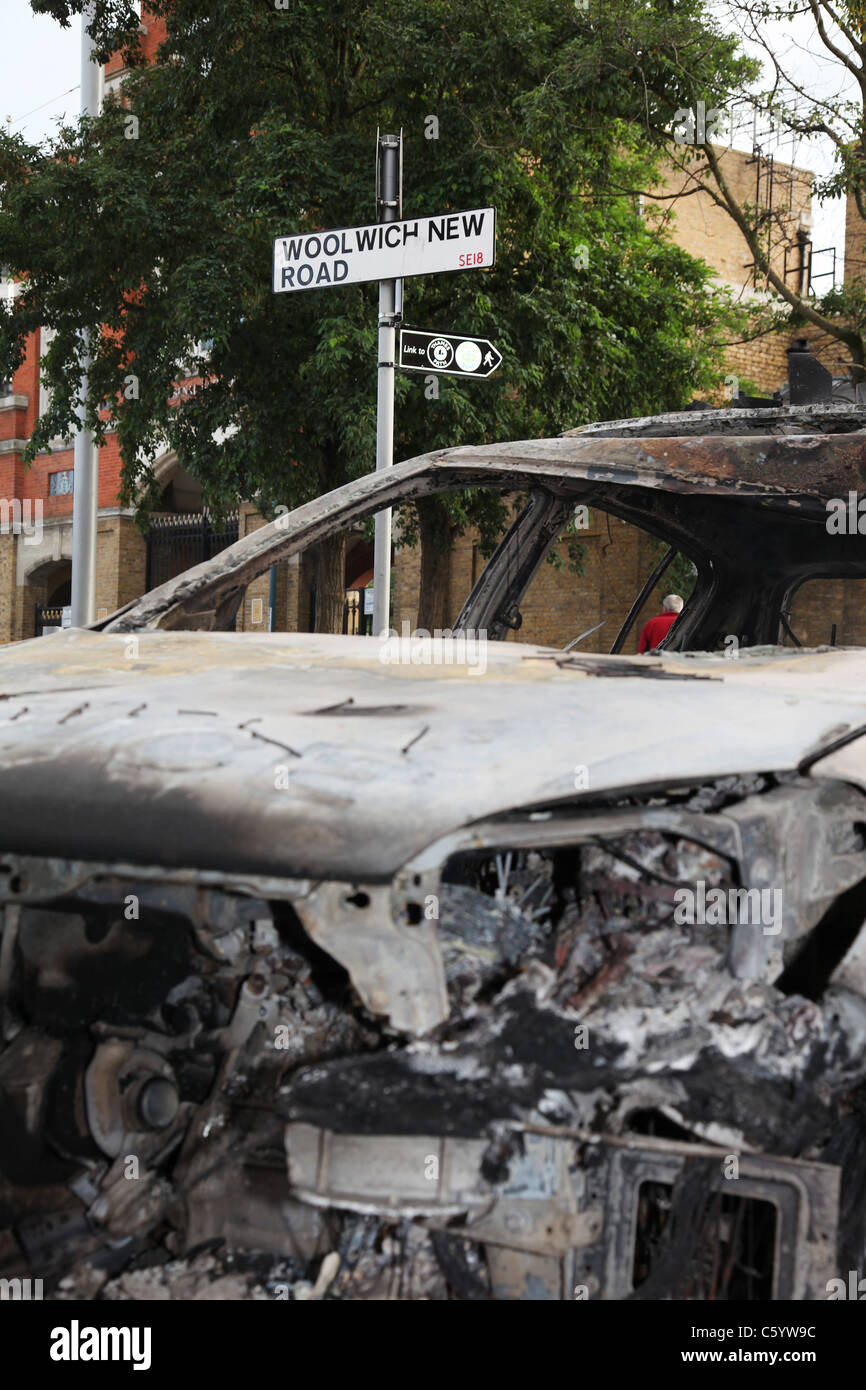 Pictures taken at 7am on 09/08/2011 after the Riots which took place in ...