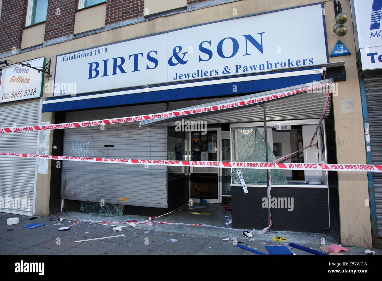 Pictures taken at 7am on 09/08/2011 after the Riots which took place in ...