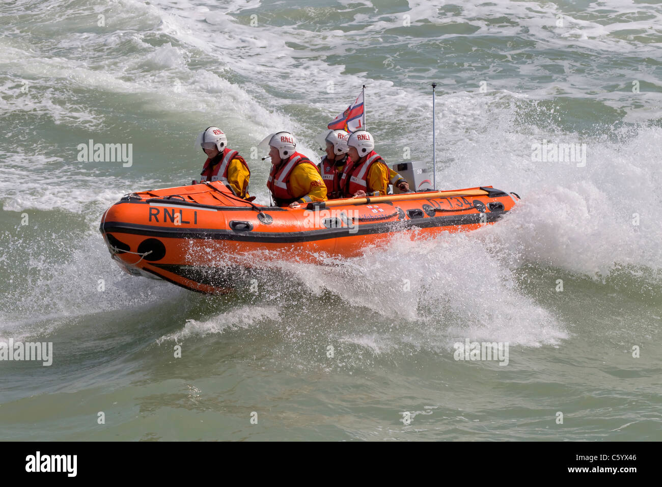 The Cromer ILB D' class D734 rushes in to action Stock Photo - Alamy