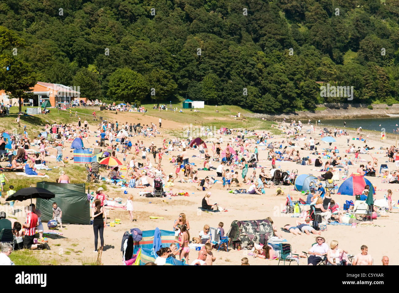 Silver sands beach aberdour hi-res stock photography and images - Alamy