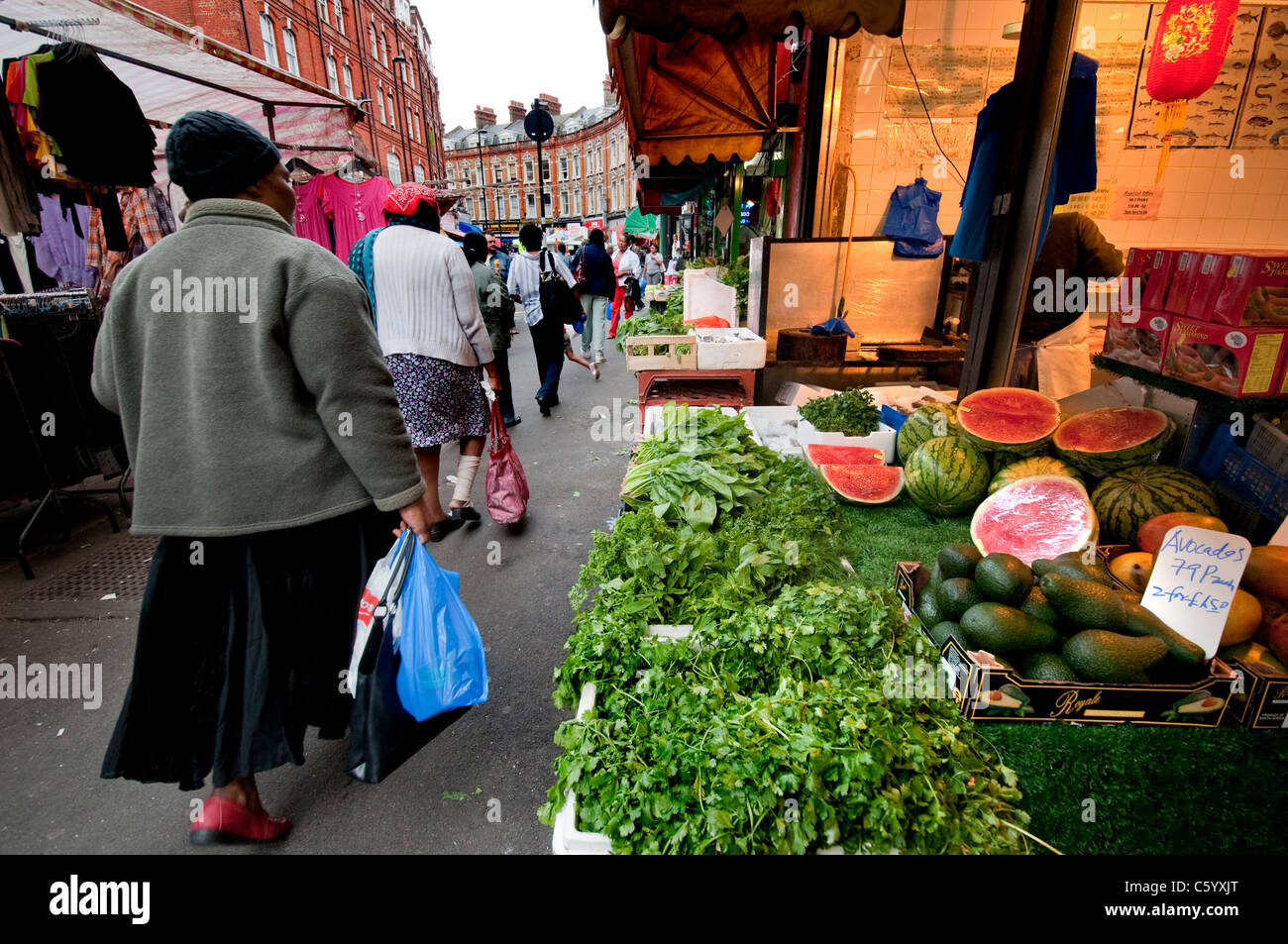 Multicultural uk hi-res stock photography and images - Alamy