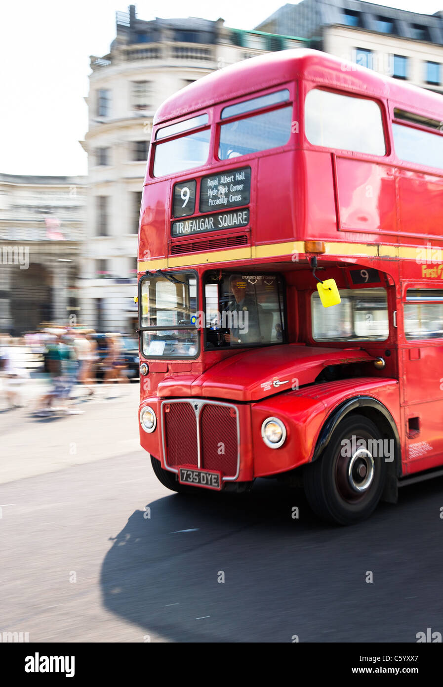 Routemaster Bus In Trafalgar Square Central London Stock Photo Alamy