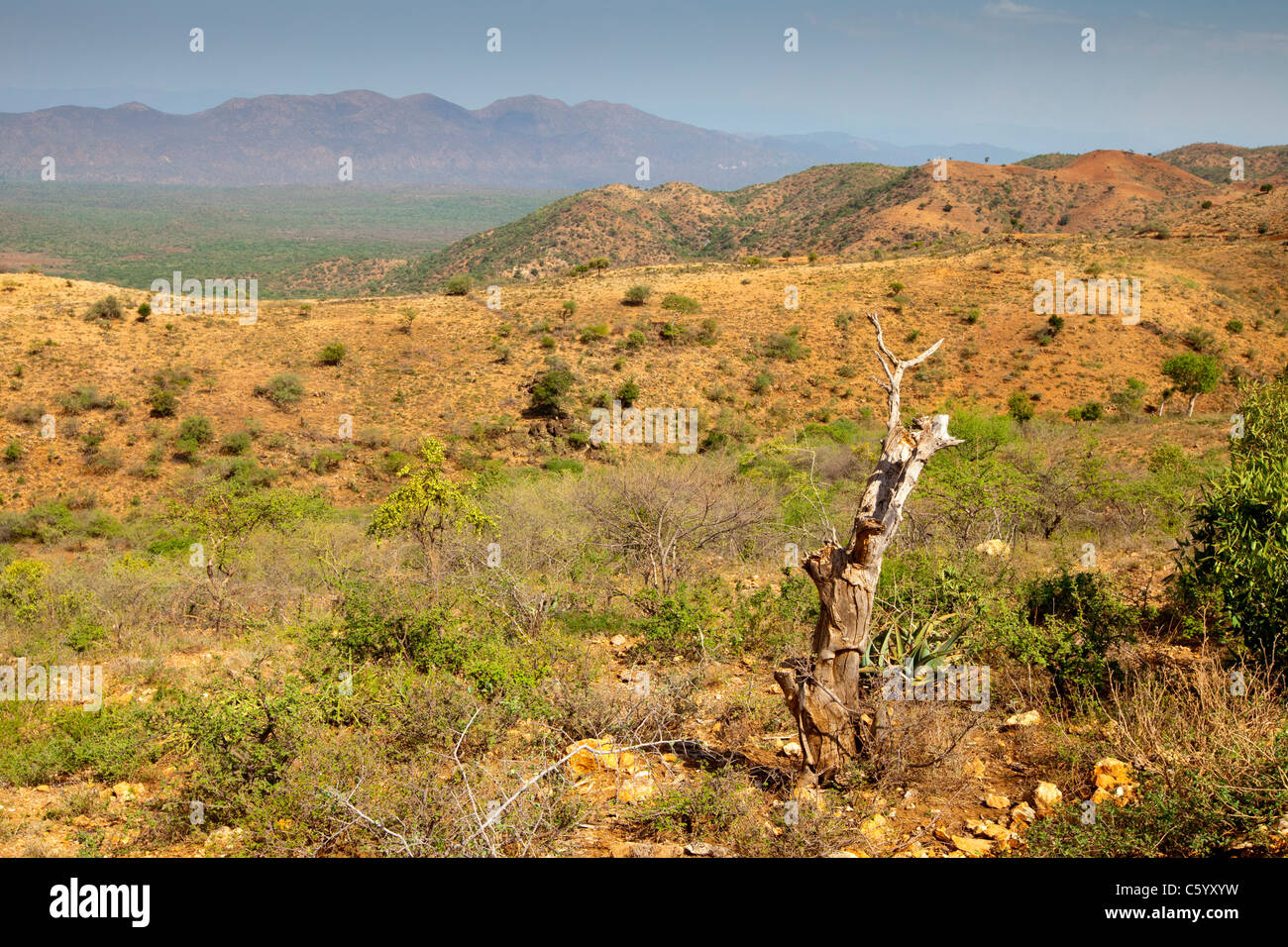 Breathtaking scenery between Jinka and Konso in the Lower Omo Valley ...