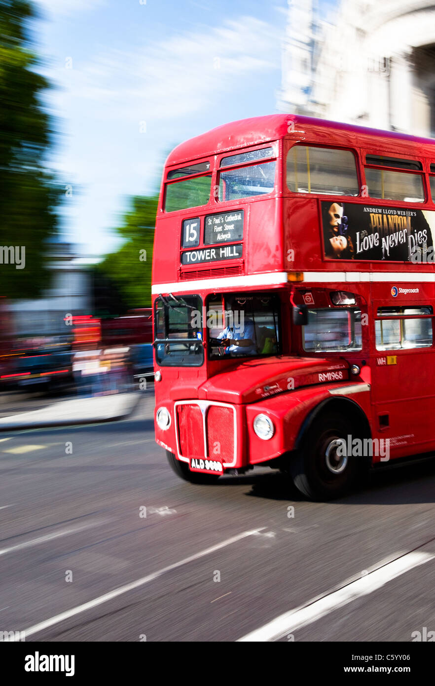 Old routemaster hi-res stock photography and images - Alamy