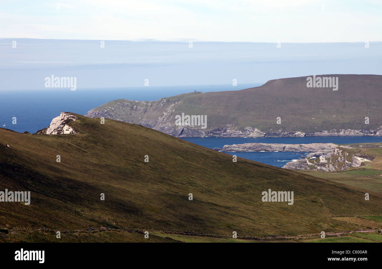 Kerry coastline Ballinskelligs to Portmagee Road, Co Kerry, Ireland ...