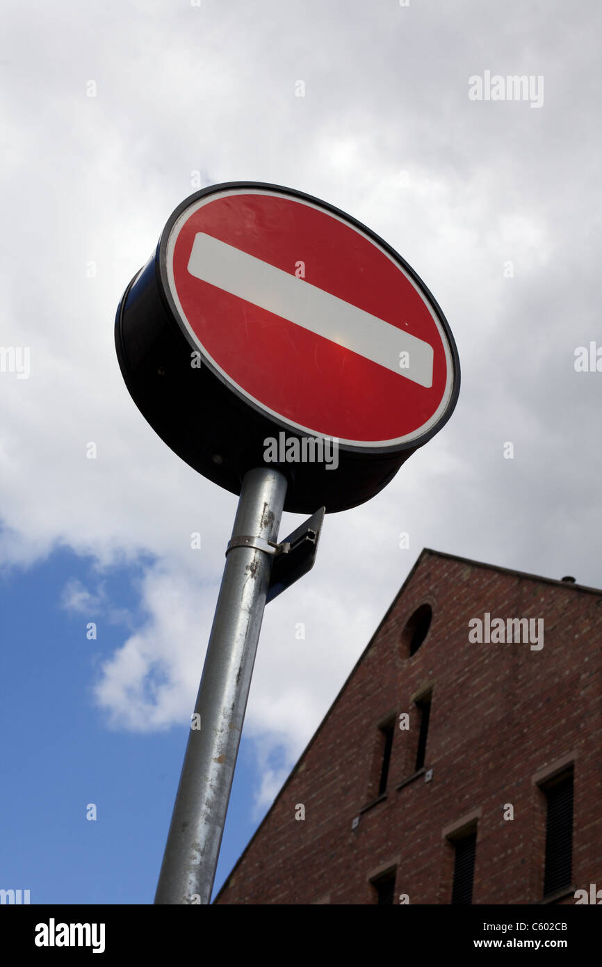 Vehicular No Entry reflective road sign Stock Photo - Alamy