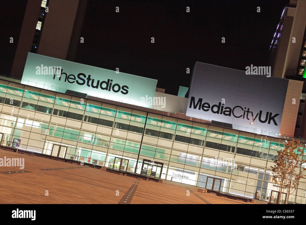 Manchester metrolink logo hi-res stock photography and images - Alamy