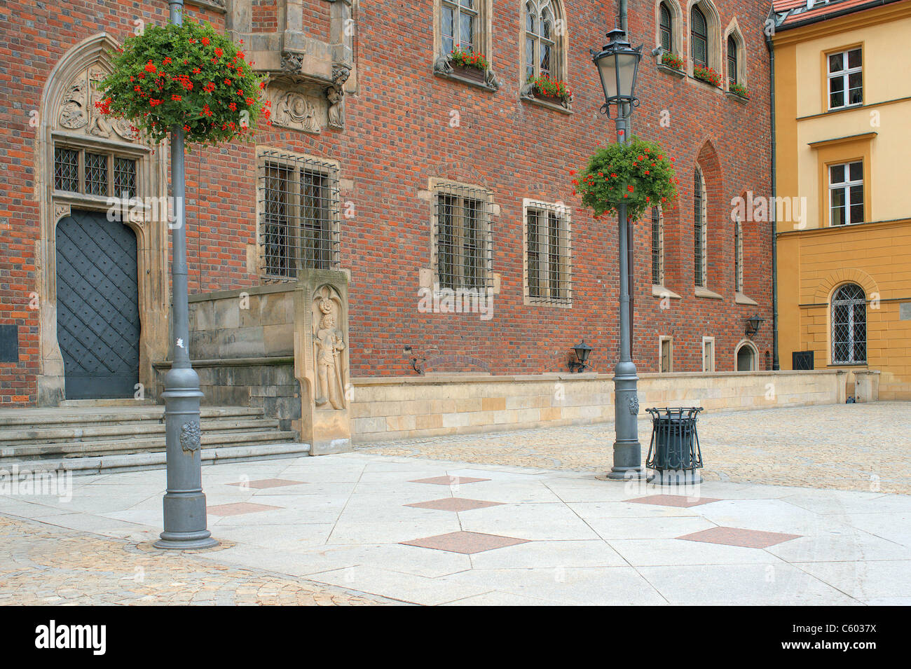 Lower hall hi-res stock photography and images - Alamy