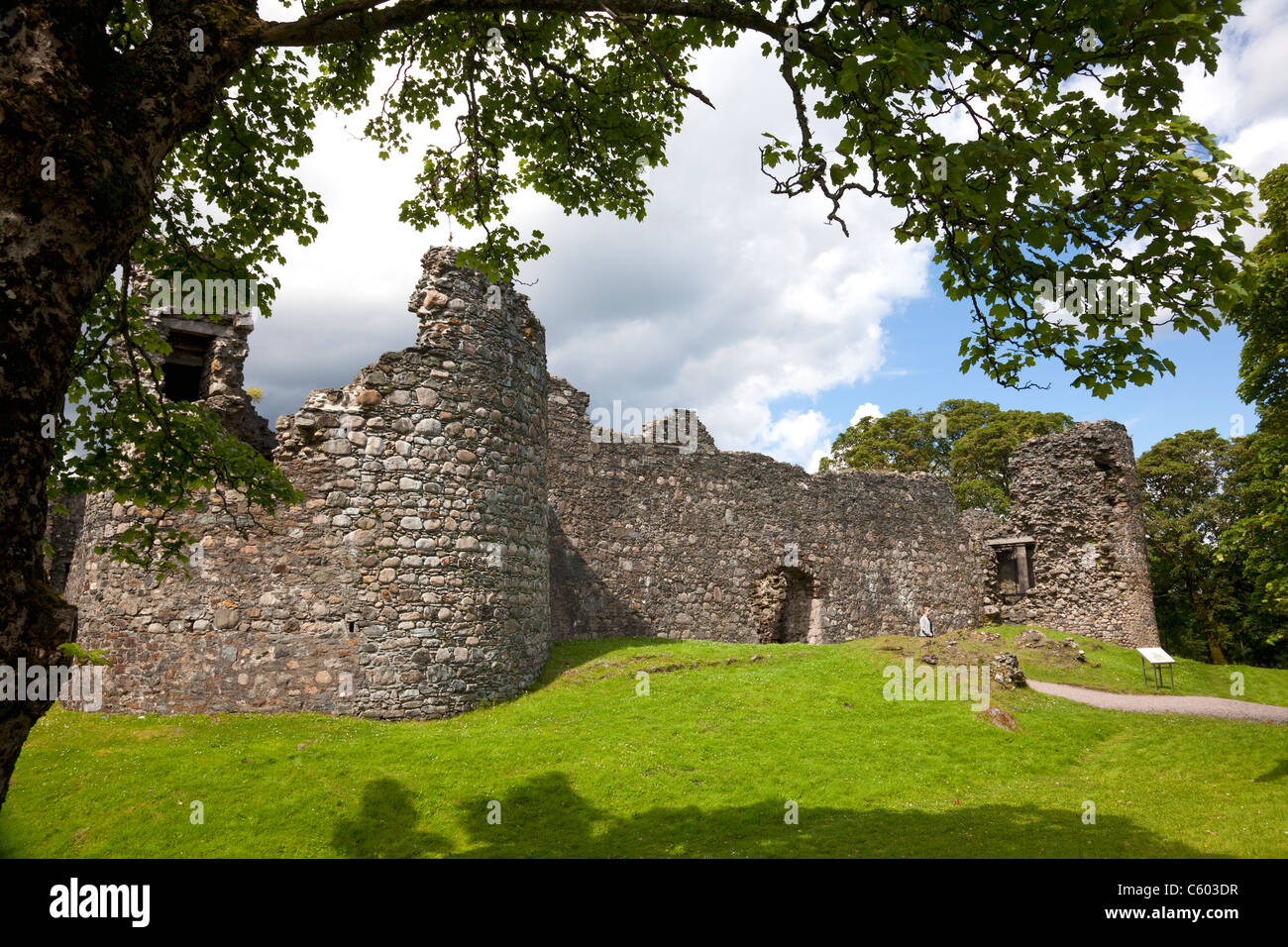 Inverlochy castle fort william hi-res stock photography and images - Alamy
