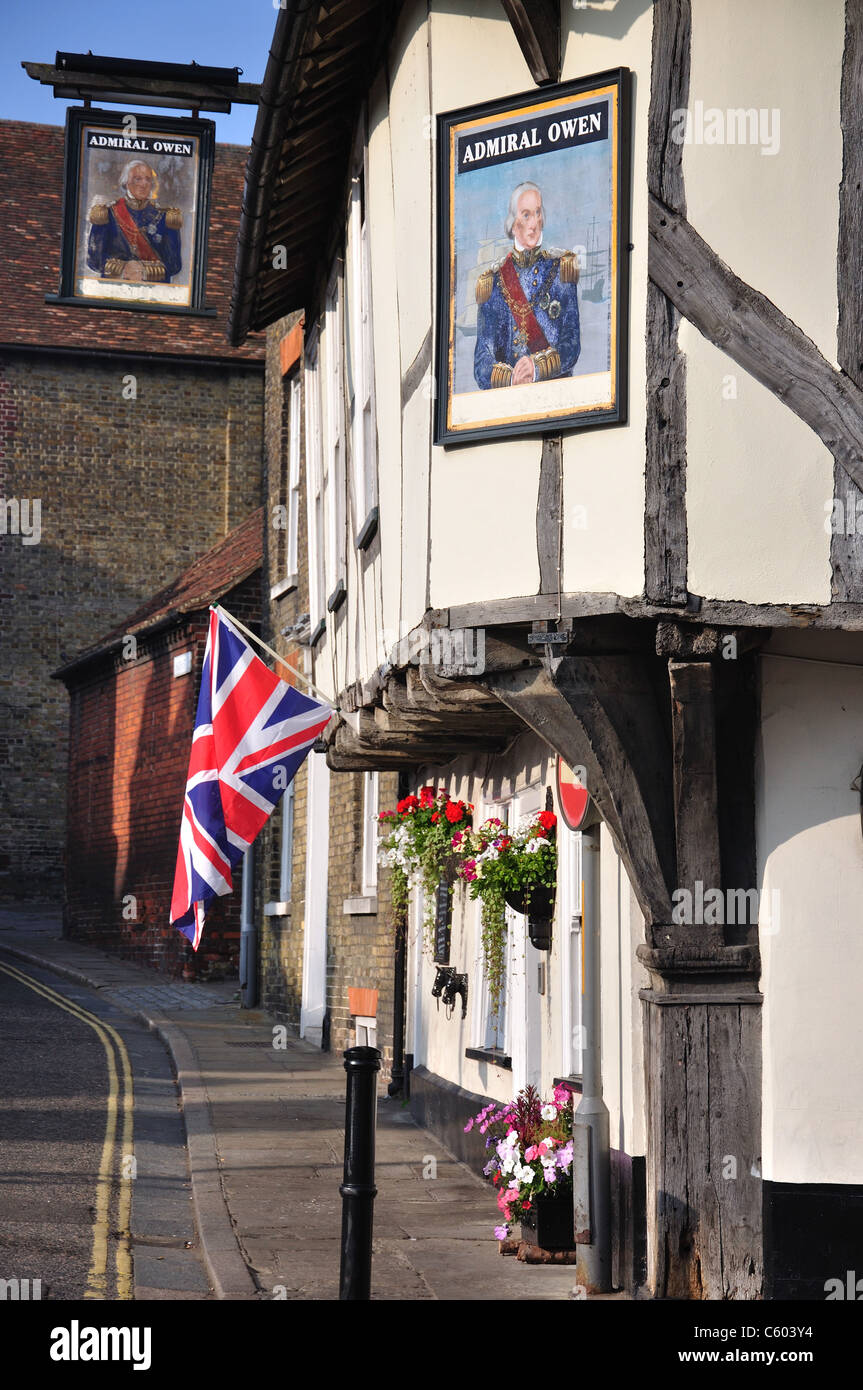 Sandwich kent high street hi-res stock photography and images - Alamy