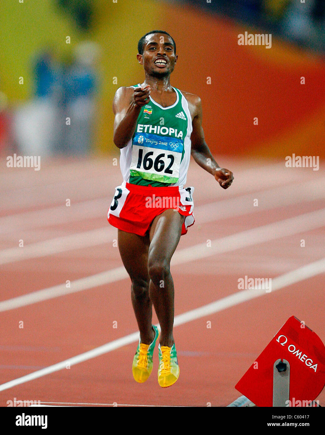 Kenenisa bekele ethiopia olympic stadium hi-res stock photography and ...